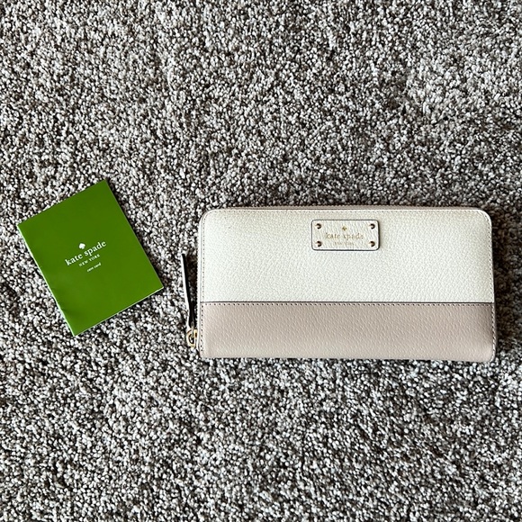 kate spade | Bags | Kate Spade Colorblock Wallet | Poshmark
